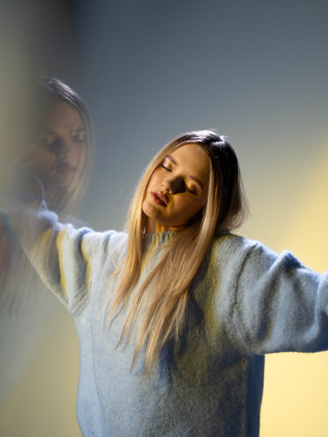 12 Things That Can Happen During An LSD Trip Story - HealingMaps