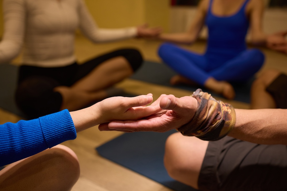 The Power of Group Dynamics in Psychedelic Therapy - HealingMaps